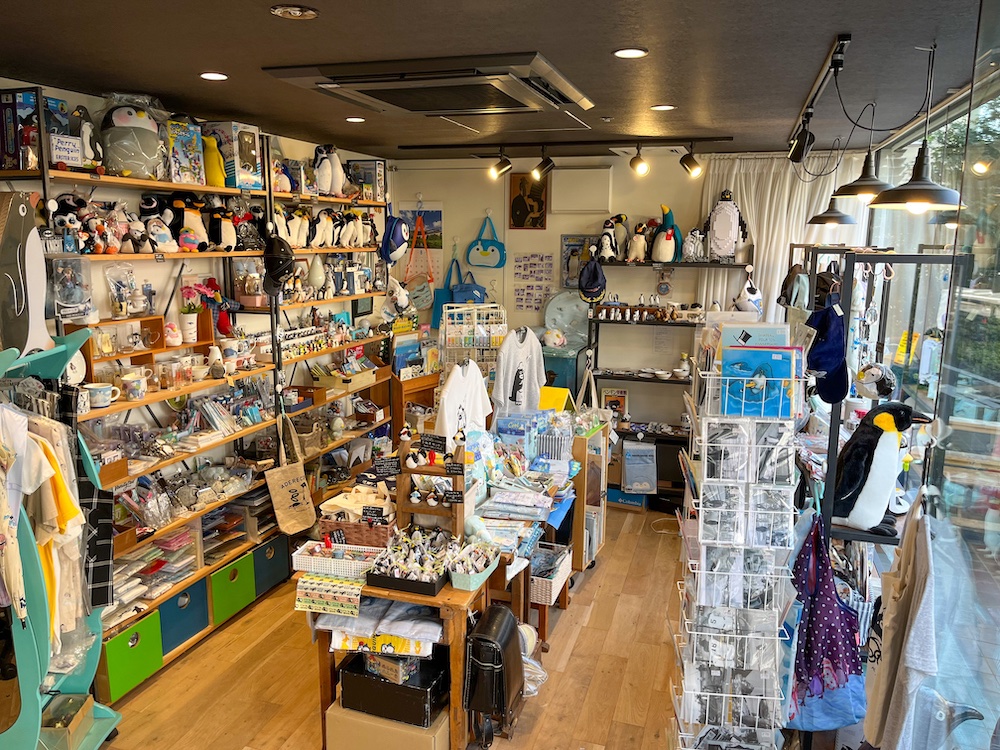 Penguin Shop in Tokyo: A Hidden Paradise for Penguin Lovers ⋆ Lifeguin