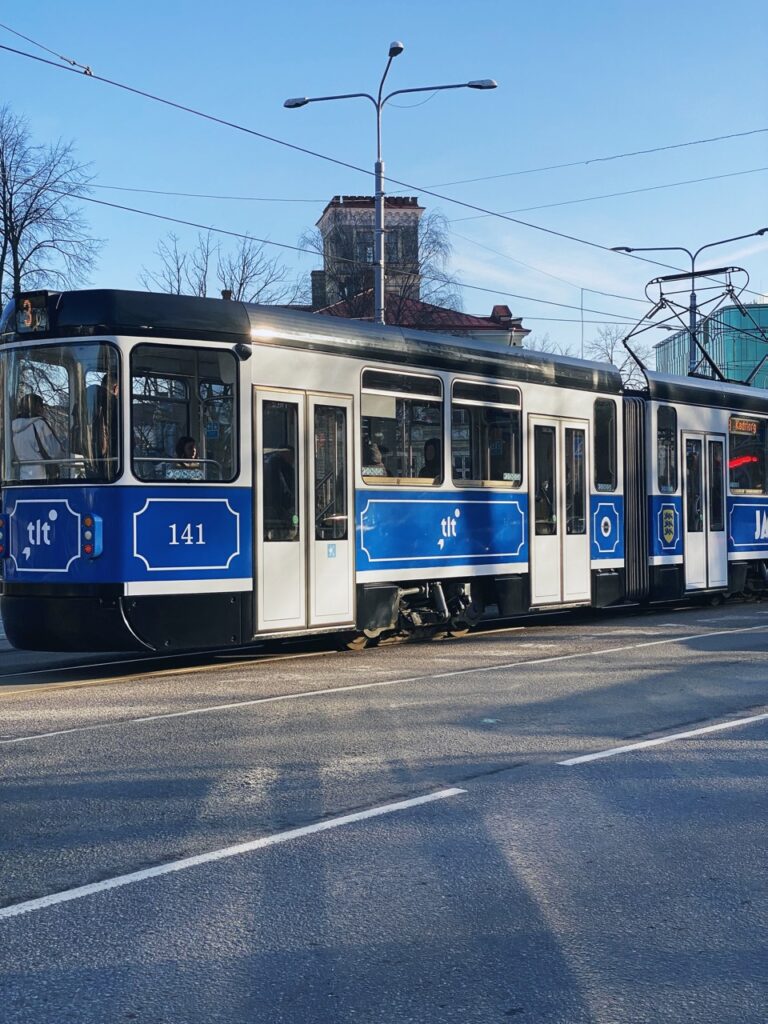 How to Get Around Tallinn ⋆ Lifeguin