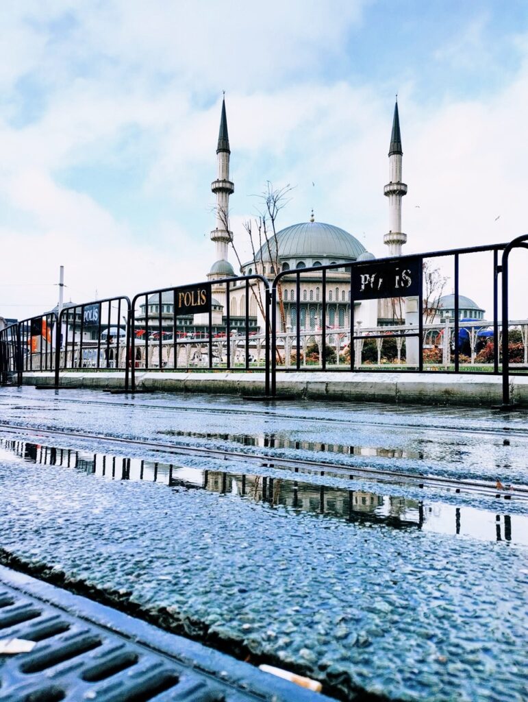 Istanbul for First-Timers: All You Need To Know ⋆ Lifeguin