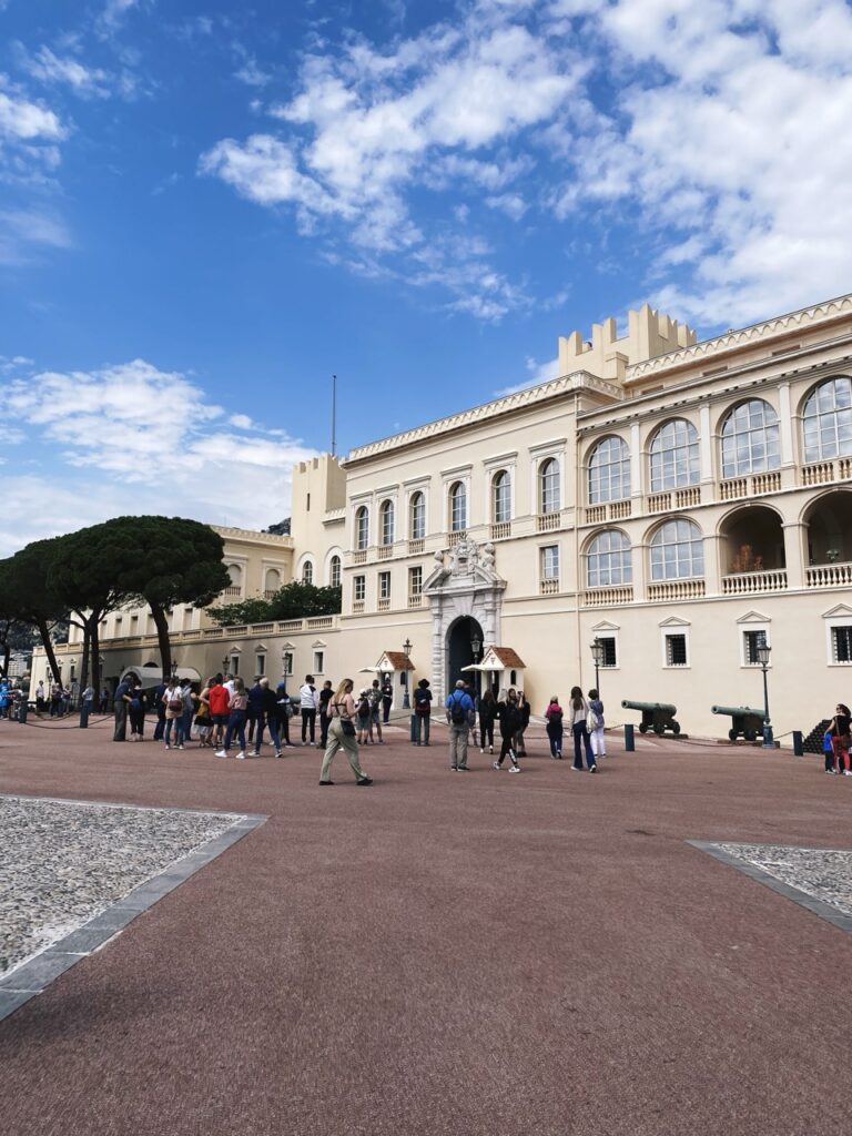 Experience the Changing of Guards at the Prince's Palace in Monaco ⋆ ...